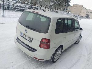 Balts Volkswagen Touran 2008 Vilkaviškis, ar dzinēja tilpumu 1.90 L un nobraukumu 408 tūkst. km par 1450 €, foto 4 vietnē AUTOMOTO.COM.LV