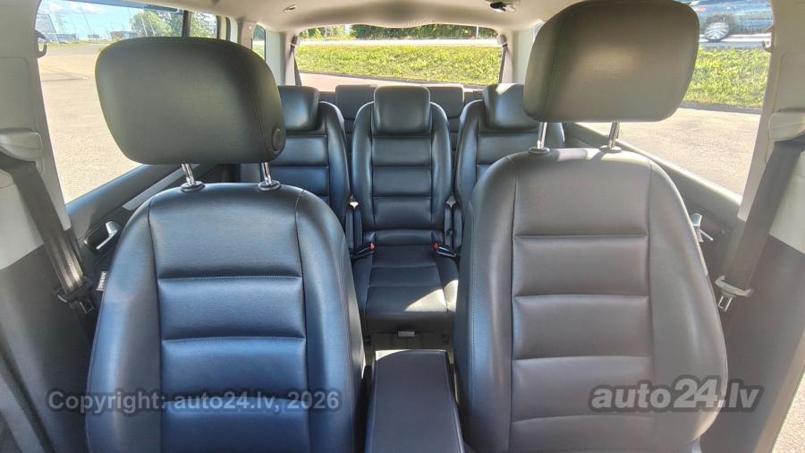 Balts Volkswagen Touran 2015 Tallina, ar dzinēja tilpumu 2.00 L un nobraukumu 391 tūkst. km par 6500 €, foto 14 vietnē AUTOMOTO.COM.LV