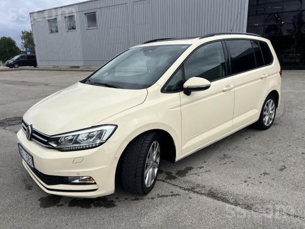 Dzeltens Volkswagen Touran 2016 Rīga, ar dzinēja tilpumu 2.00 L un nobraukumu 316 tūkst. km par 6990 €, foto 6 vietnē AUTOMOTO.COM.LV