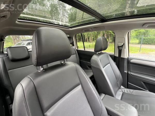 Dzeltens Volkswagen Touran 2016 Rīga, ar dzinēja tilpumu 2.00 L un nobraukumu 316 tūkst. km par 6990 €, foto 8 vietnē AUTOMOTO.COM.LV