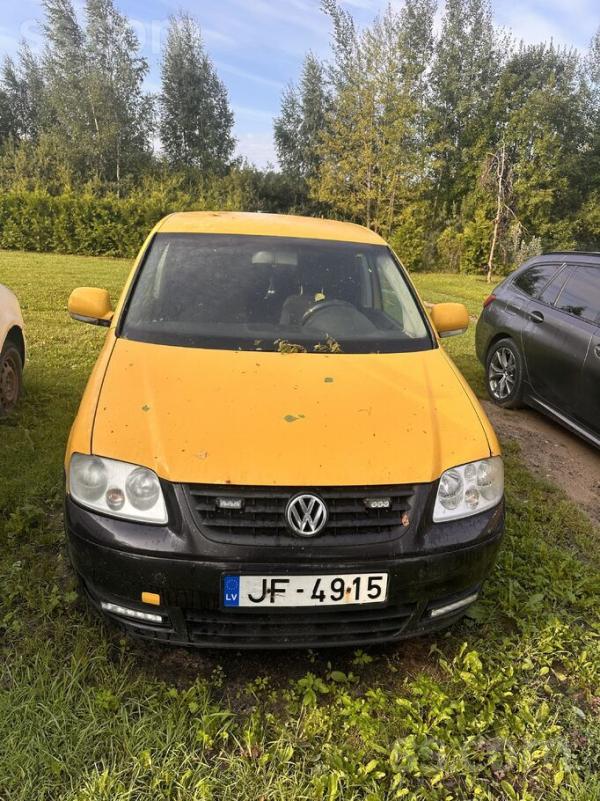 Volkswagen Touran 2004 RÄ«ga vietnÄ Dzeltens Volkswagen Touran 2004 RÄ«ga, ar dzinÄja tilpumu 1.90 L un nobraukumu 556 tÅ«kst. km par 605 ā¬, foto 1 vietnÄ AUTOMOTO.COM.LV
