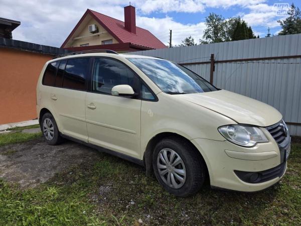 Dzeltens Volkswagen Touran 2007 Kauņa, ar dzinēja tilpumu 1.90 L un nobraukumu 400 tūkst. km par 800 €, foto 10 vietnē AUTOMOTO.COM.LV