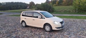 Желтый Фольксваген Туран 2007 в Друскининкай, объемом двигателя 1.90 л и пробегом 342 тыс. км за 800 €, фото 3 на AUTOMOTO.COM.LV