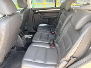 Dzeltens Volkswagen Touran 2012 Šauļi, ar dzinēja tilpumu 1.60 L un nobraukumu 463 tūkst. km par 4000 €, foto 14 vietnē AUTOMOTO.COM.LV
