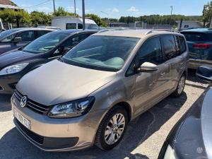 Dzeltens Volkswagen Touran 2013 Tauragė, ar dzinēja tilpumu 1.97 L un nobraukumu 360 tūkst. km par 6000 €, foto  vietnē AUTOMOTO.COM.LV