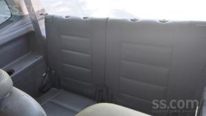 Yellow Volkswagen Touran 2013 in Aluksne, with an engine capacity of 2.00 L and mileage of 0 thousand km for 2800 €, photo 27 on AUTOMOTO.COM.LV