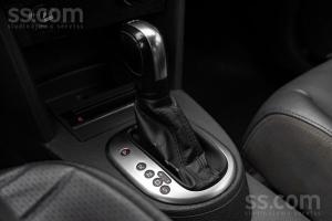 Dzeltens Volkswagen Touran 2014 Jelgava, ar dzinēja tilpumu 2.00 L un nobraukumu 458 tūkst. km par 3000 €, foto 14 vietnē AUTOMOTO.COM.LV
