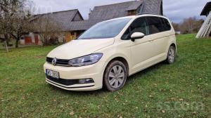 Yellow Volkswagen Touran 2016 in Limbazi, with an engine capacity of 2.00 L and mileage of 355 thousand km for 7500 €, photo  on AUTOMOTO.COM.LV