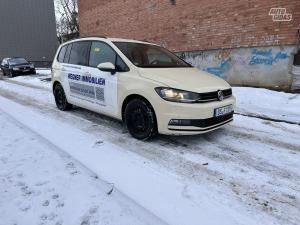 Dzeltens Volkswagen Touran 2017 Marijampole, ar dzinēja tilpumu 2.00 L un nobraukumu 410 tūkst. km par 5990 €, foto 2 vietnē AUTOMOTO.COM.LV