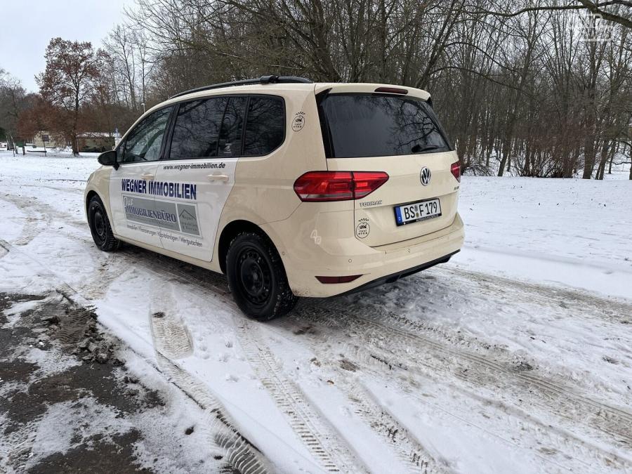 Dzeltens Volkswagen Touran 2017 Marijampole, ar dzinēja tilpumu 2.00 L un nobraukumu 410 tūkst. km par 5990 €, foto 4 vietnē AUTOMOTO.COM.LV