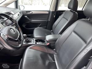 Dzeltens Volkswagen Touran 2017 Marijampole, ar dzinēja tilpumu 2.00 L un nobraukumu 410 tūkst. km par 5990 €, foto 5 vietnē AUTOMOTO.COM.LV