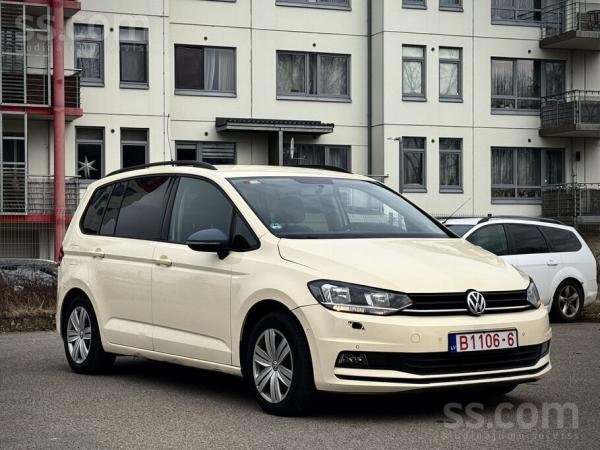 Yellow Volkswagen Touran 2017 in Riga, with an engine capacity of 2.00 L and mileage of 0 thousand km for 3500 €, photo 1 on AUTOMOTO.COM.LV