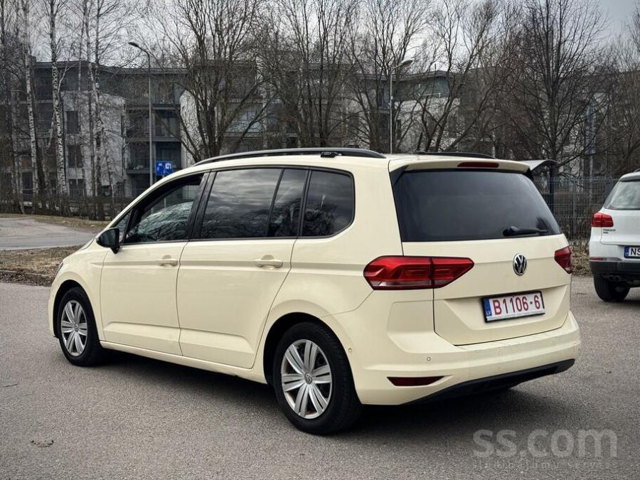 Dzeltens Volkswagen Touran 2017 Rīga, ar dzinēja tilpumu 2.00 L un nobraukumu 0 tūkst. km par 3500 €, foto 5 vietnē AUTOMOTO.COM.LV