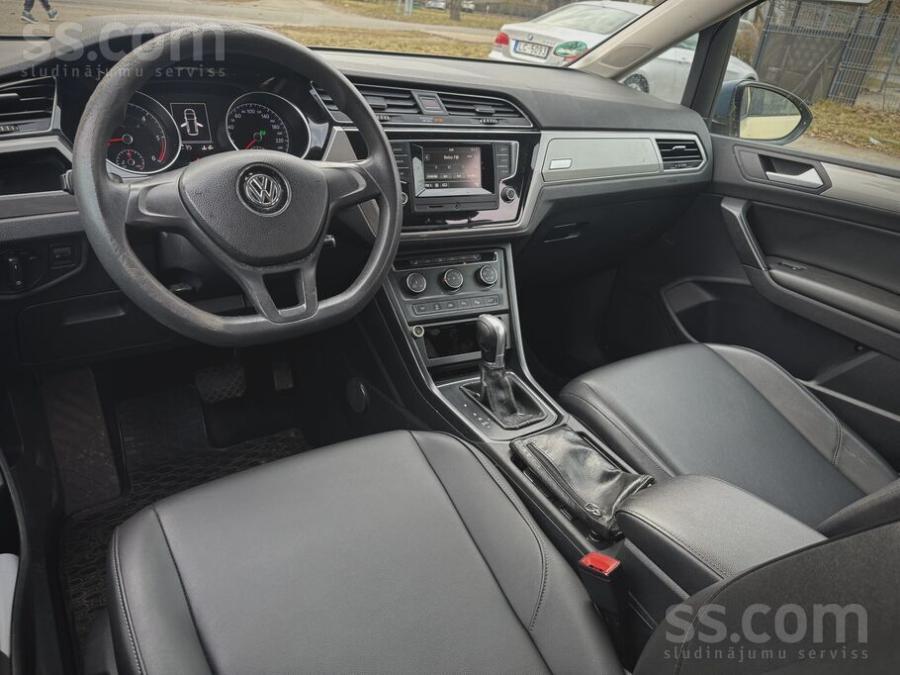 Dzeltens Volkswagen Touran 2017 Rīga, ar dzinēja tilpumu 2.00 L un nobraukumu 0 tūkst. km par 3500 €, foto 7 vietnē AUTOMOTO.COM.LV