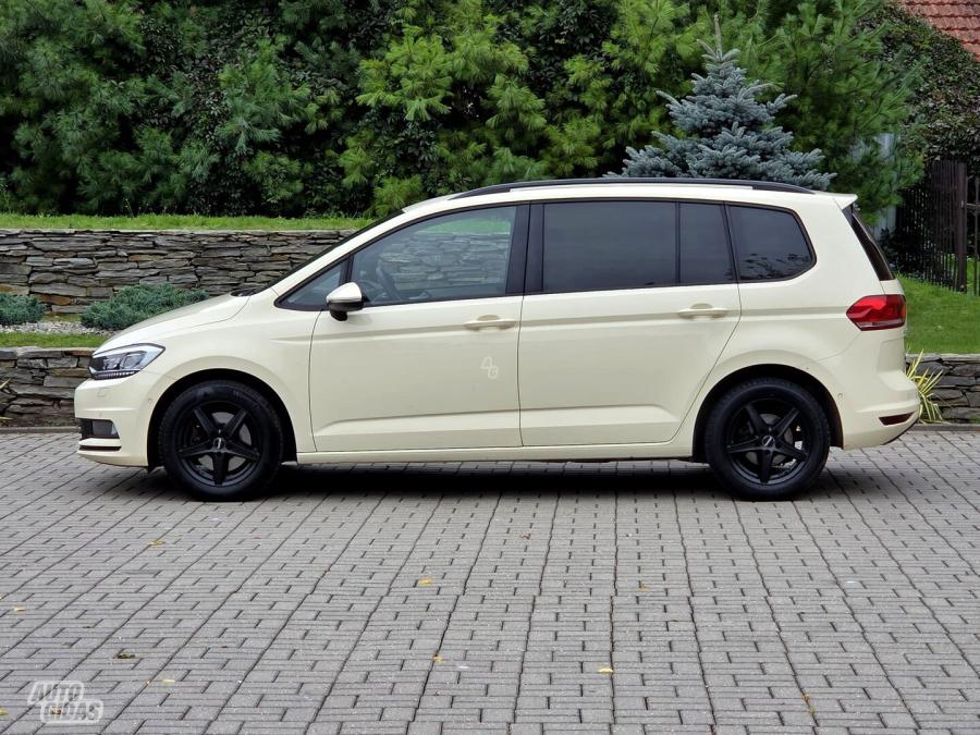 Dzeltens Volkswagen Touran 2017 Viļņa, ar dzinēja tilpumu 2.00 L un nobraukumu 388 tūkst. km par 7300 €, foto 8 vietnē AUTOMOTO.COM.LV