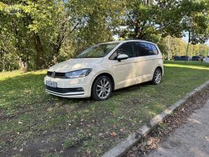 Yellow Volkswagen Touran 2017 in Marijampole, with an engine capacity of 2.00 L and mileage of 410 thousand km for 5800 €, photo  on AUTOMOTO.COM.LV