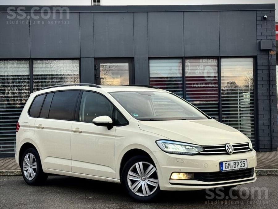 Yellow Volkswagen Touran 2020 in Riga, with an engine capacity of 2.00 L and mileage of 0 thousand km for 8700 €, photo 2 on AUTOMOTO.COM.LV