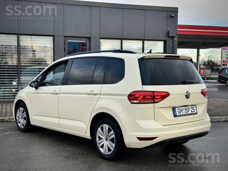 Yellow Volkswagen Touran 2020 in Riga, with an engine capacity of 2.00 L and mileage of 0 thousand km for 8700 €, photo 9 on AUTOMOTO.COM.LV