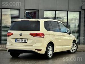Yellow Volkswagen Touran 2020 in Riga, with an engine capacity of 2.00 L and mileage of 0 thousand km for 8700 €, photo 11 on AUTOMOTO.COM.LV
