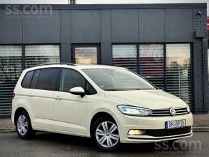 Yellow Volkswagen Touran 2020 in Riga, with an engine capacity of 2.00 L and mileage of 230 thousand km for 8000 €, photo 3 on AUTOMOTO.COM.LV