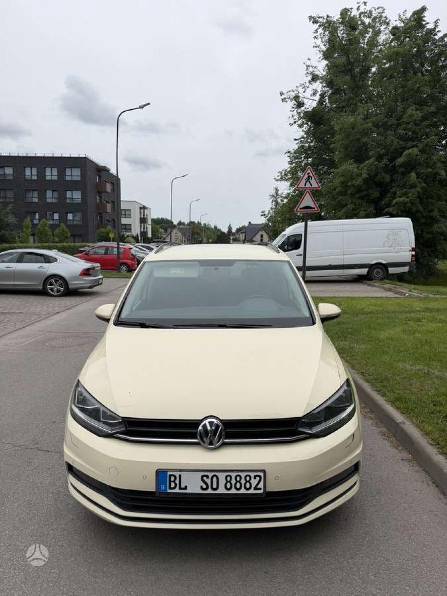 Dzeltens Volkswagen Touran 2021 Kauņa, ar dzinēja tilpumu 1.97 L un nobraukumu 240 tūkst. km par 8650 €, foto 3 vietnē AUTOMOTO.COM.LV
