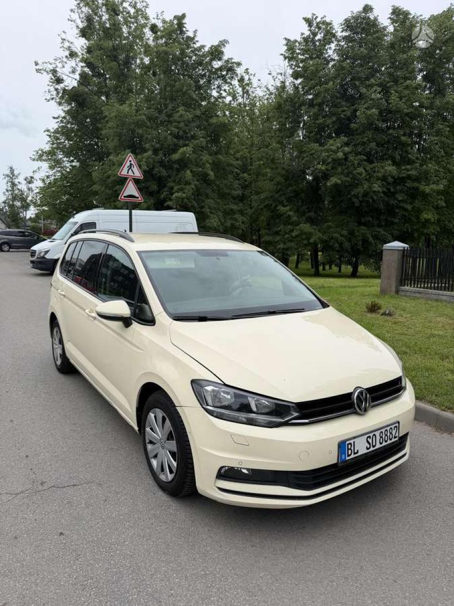Dzeltens Volkswagen Touran 2021 Kauņa, ar dzinēja tilpumu 1.97 L un nobraukumu 240 tūkst. km par 8650 €, foto 4 vietnē AUTOMOTO.COM.LV