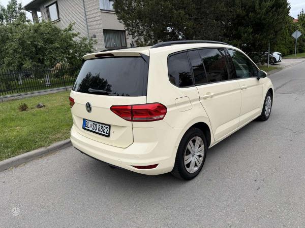 Dzeltens Volkswagen Touran 2021 Kauņa, ar dzinēja tilpumu 1.97 L un nobraukumu 240 tūkst. km par 8650 €, foto 7 vietnē AUTOMOTO.COM.LV