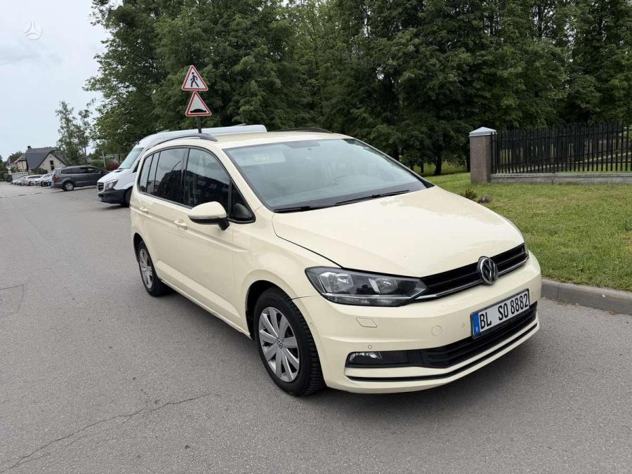 Dzeltens Volkswagen Touran 2021 Kauņa, ar dzinēja tilpumu 1.97 L un nobraukumu 240 tūkst. km par 8650 €, foto 10 vietnē AUTOMOTO.COM.LV