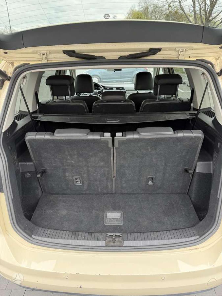 Dzeltens Volkswagen Touran 2021 Kauņa, ar dzinēja tilpumu 1.97 L un nobraukumu 240 tūkst. km par 8650 €, foto 14 vietnē AUTOMOTO.COM.LV