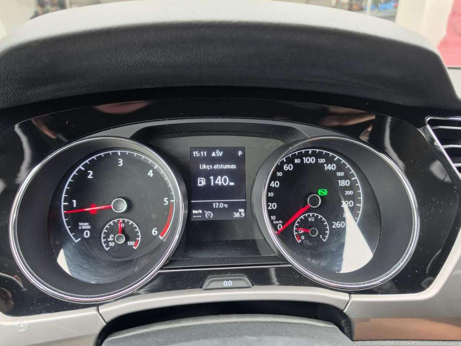 Желтый Фольксваген Туран 2021 в Утена, объемом двигателя 1.97 л и пробегом 268 тыс. км за 7700 €, фото 18 на AUTOMOTO.COM.LV