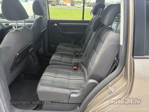 Yellow Volkswagen Touran 2012 in Viljandi, with an engine capacity of 1.20 L and mileage of 161 thousand km for 6990 €, photo 10 on AUTOMOTO.COM.LV