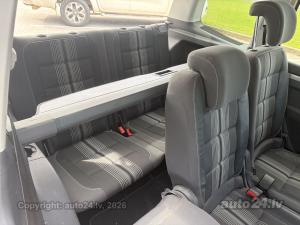 Yellow Volkswagen Touran 2012 in Viljandi, with an engine capacity of 1.20 L and mileage of 161 thousand km for 6990 €, photo 11 on AUTOMOTO.COM.LV
