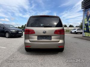 Yellow Volkswagen Touran 2012 in Viljandi, with an engine capacity of 1.20 L and mileage of 161 thousand km for 6990 €, photo 17 on AUTOMOTO.COM.LV