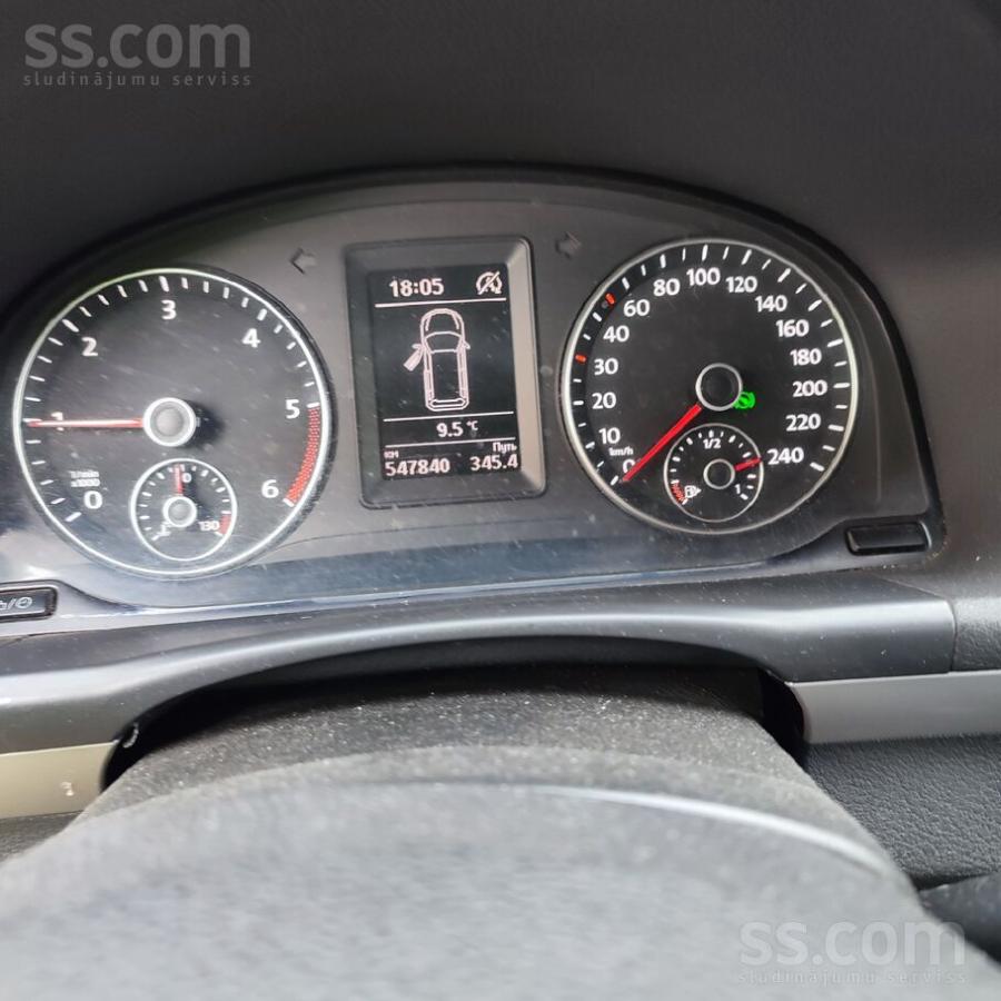 Dzeltens Volkswagen Touran 2015 Liepāja, ar dzinēja tilpumu 2.00 L un nobraukumu 0 tūkst. km par 2100 €, foto 7 vietnē AUTOMOTO.COM.LV