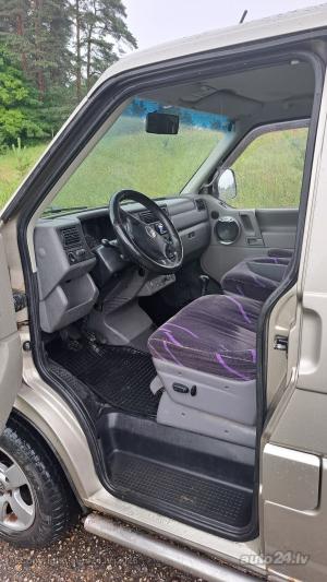 Beige Volkswagen Transporter 2000 in Voru, with an engine capacity of 2.50 L and mileage of 357 thousand km for 4300 €, photo  on AUTOMOTO.COM.LV