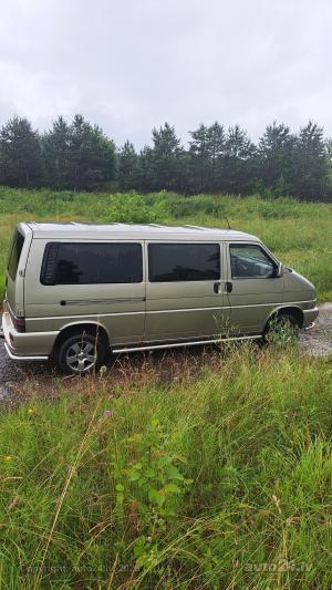 Smilšu krāsa Volkswagen Transporter 2000 Veru, ar dzinēja tilpumu 2.50 L un nobraukumu 357 tūkst. km par 4300 €, foto 4 vietnē AUTOMOTO.COM.LV