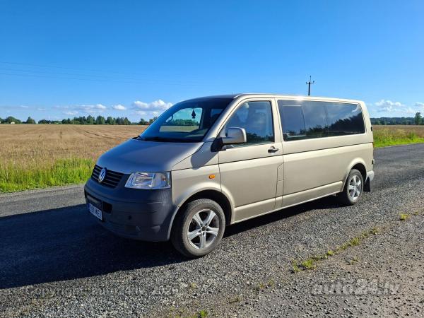 Beige Volkswagen Transporter 2004 in Jogeva, with an engine capacity of 2.50 L and mileage of 655 thousand km for 3000 €, photo 4 on AUTOMOTO.COM.LV
