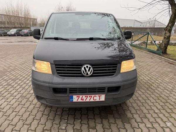 Melns Volkswagen Transporter 2005 Pasvalys, ar dzinēja tilpumu 2.50 L un nobraukumu 279 tūkst. km par 3999 €, foto 1 vietnē AUTOMOTO.COM.LV