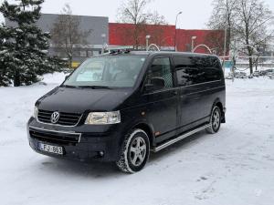Black Volkswagen Transporter 2005 in Vilnius, with an engine capacity of 2.50 L and mileage of 569 thousand km for 3900 €, photo  on AUTOMOTO.COM.LV