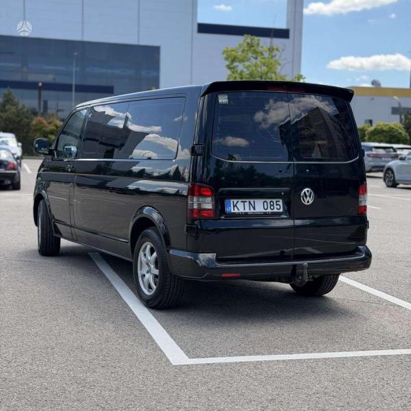 Black Volkswagen Transporter 2005 in Vilnius, with an engine capacity of 2.46 L and mileage of 373 thousand km for 6350 €, photo 4 on AUTOMOTO.COM.LV
