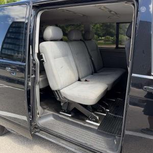 Black Volkswagen Transporter 2005 in Vilnius, with an engine capacity of 2.46 L and mileage of 373 thousand km for 6350 €, photo 7 on AUTOMOTO.COM.LV