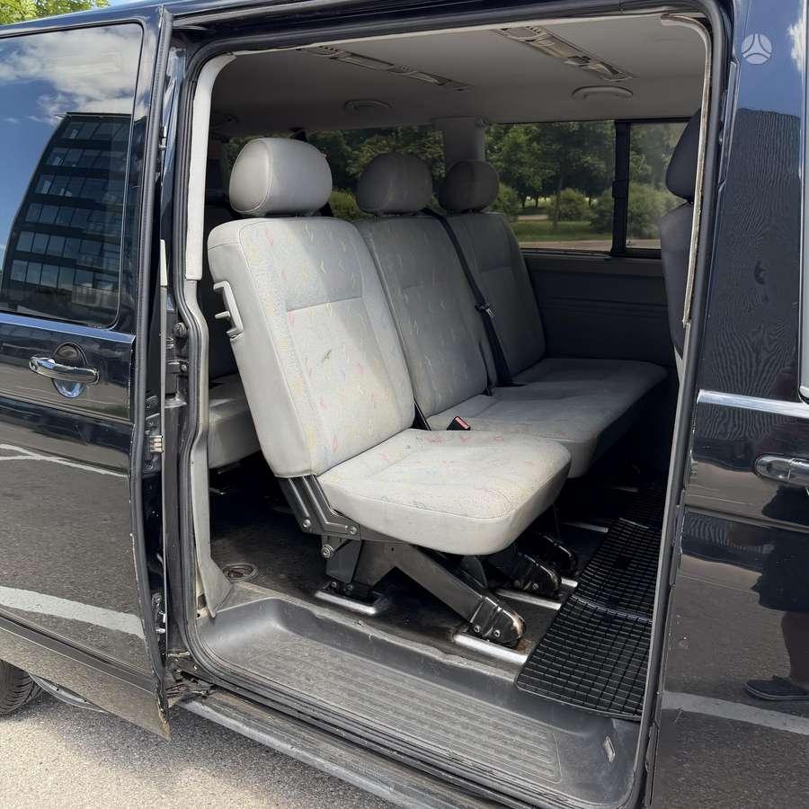 Black Volkswagen Transporter 2005 in Vilnius, with an engine capacity of 2.46 L and mileage of 373 thousand km for 6350 €, photo 7 on AUTOMOTO.COM.LV