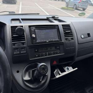 Black Volkswagen Transporter 2005 in Vilnius, with an engine capacity of 2.46 L and mileage of 373 thousand km for 6350 €, photo 12 on AUTOMOTO.COM.LV