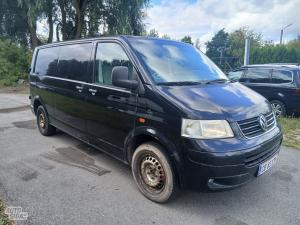 Black Volkswagen Transporter 2006 in Kaunas, with an engine capacity of 2.50 L and mileage of 500 thousand km for 2200 €, photo  on AUTOMOTO.COM.LV