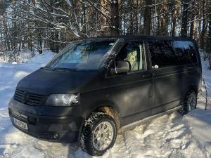 Black Volkswagen Transporter 2008 in Vilnius, with an engine capacity of 2.49 L and mileage of 350 thousand km for 4400 €, photo 9 on AUTOMOTO.COM.LV