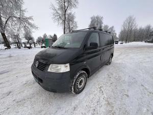 Melns Volkswagen Transporter 2009 Panevēža, ar dzinēja tilpumu 2.46 L un nobraukumu 270 tūkst. km par 4400 €, foto  vietnē AUTOMOTO.COM.LV