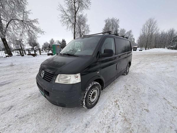 Melns Volkswagen Transporter 2009 Panevēža, ar dzinēja tilpumu 2.50 L un nobraukumu 270 tūkst. km par 4390 €, foto 1 vietnē AUTOMOTO.COM.LV