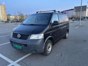 Melns Volkswagen Transporter 2009 Panevēža, ar dzinēja tilpumu 2.47 L un nobraukumu 270 tūkst. km par 4000 €, foto 3 vietnē AUTOMOTO.COM.LV