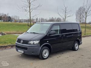 Melns Volkswagen Transporter 2010 Mažeikiai, ar dzinēja tilpumu 2.00 L un nobraukumu 275 tūkst. km par 5700 €, foto  vietnē AUTOMOTO.COM.LV