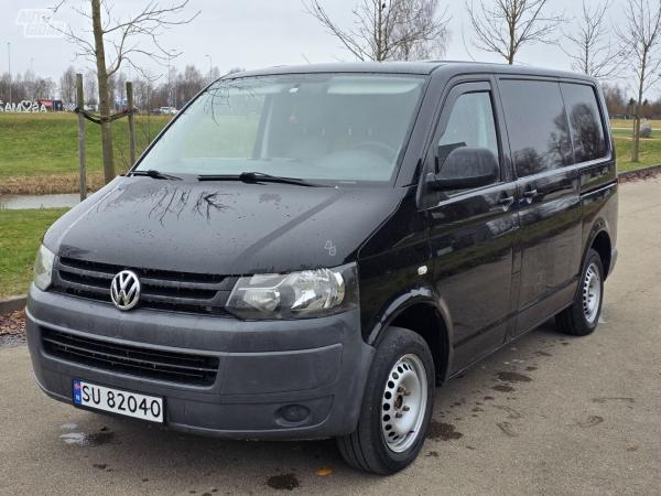 Black Volkswagen Transporter 2010 in Mazeikiai, with an engine capacity of 2.00 L and mileage of 275 thousand km for 5700 €, photo 8 on AUTOMOTO.COM.LV